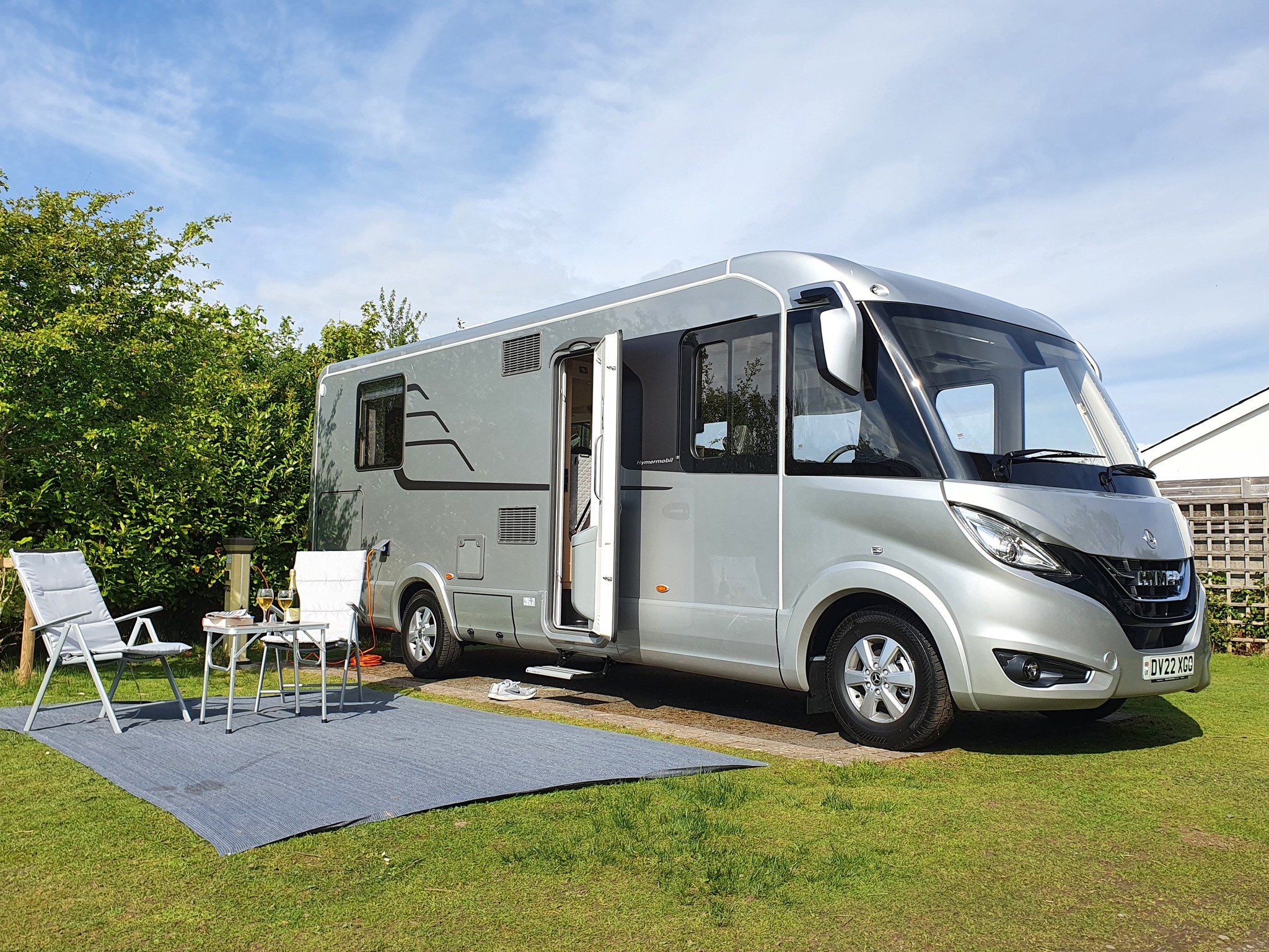 Reece first to take luxury HYMER out on road | Travelworld