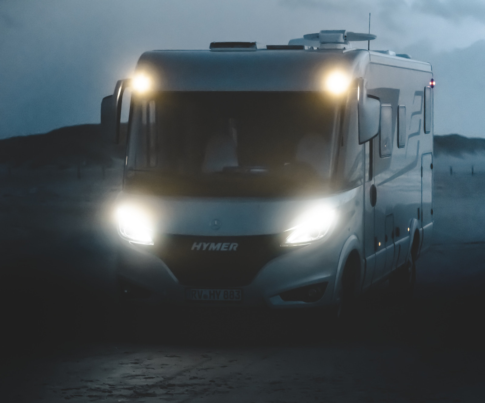 New & Used Motorhomes & Camper Vans for Sale - Travelworld